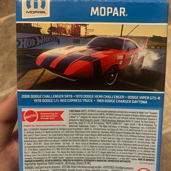 Mattel | Toys | Hot Wheels Mopar 5 Pack Dodge Challenger Srt8 Hemi ...